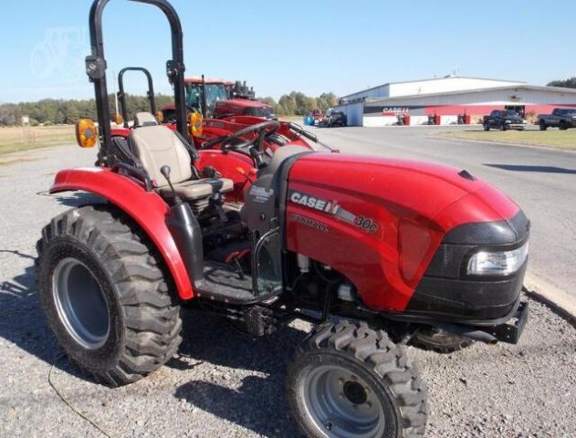 Case IH FARMALL 30C, FARMALL 35C Tier 4B (final) Compact Tractor ...