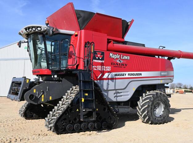 Massey Ferguson 9540, 9560 Rotary Combine Operator’s Manual (9540 ...
